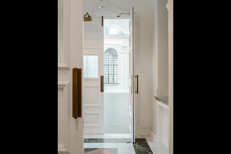 Robson Warren Architects completes restoration of West End landmark ...